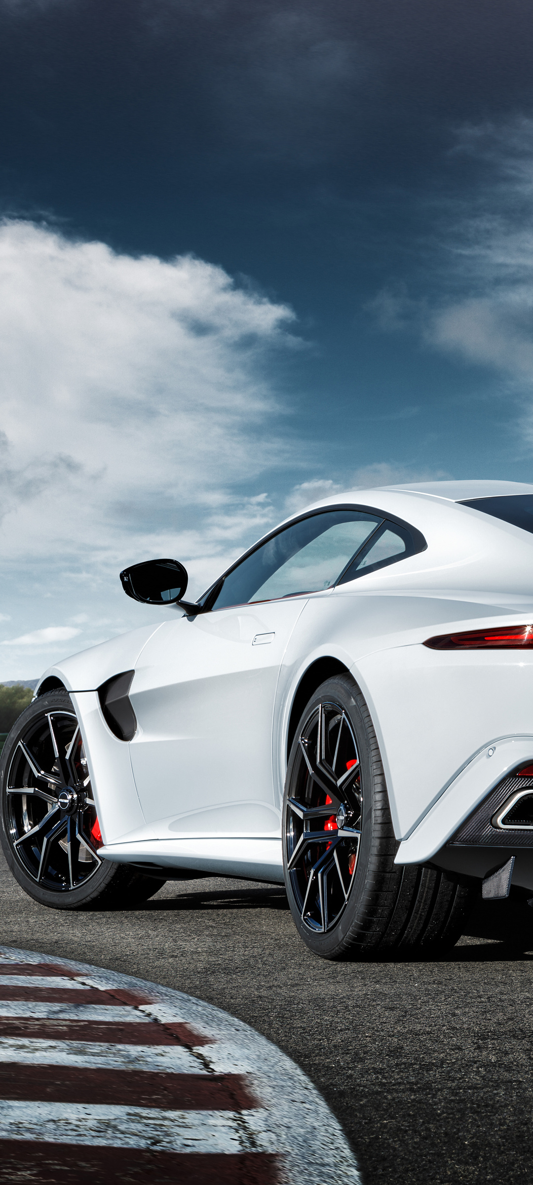 1080x2400 2019 Startech Aston Martin Vantage Google Pixel 7 ,HD 4k ...