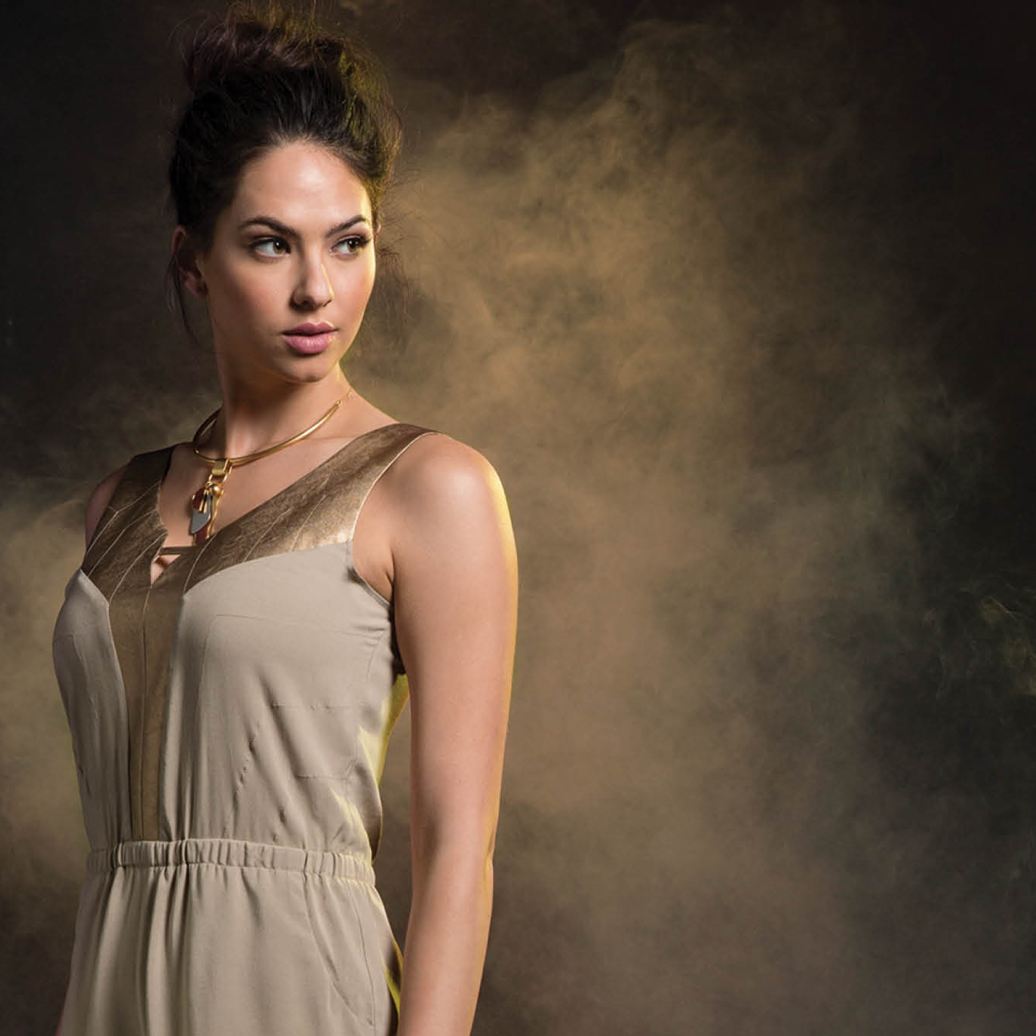 2048x2048 Amazonian Girl Photoshoot Ipad Air ,HD 4k Wallpapers,Images ...