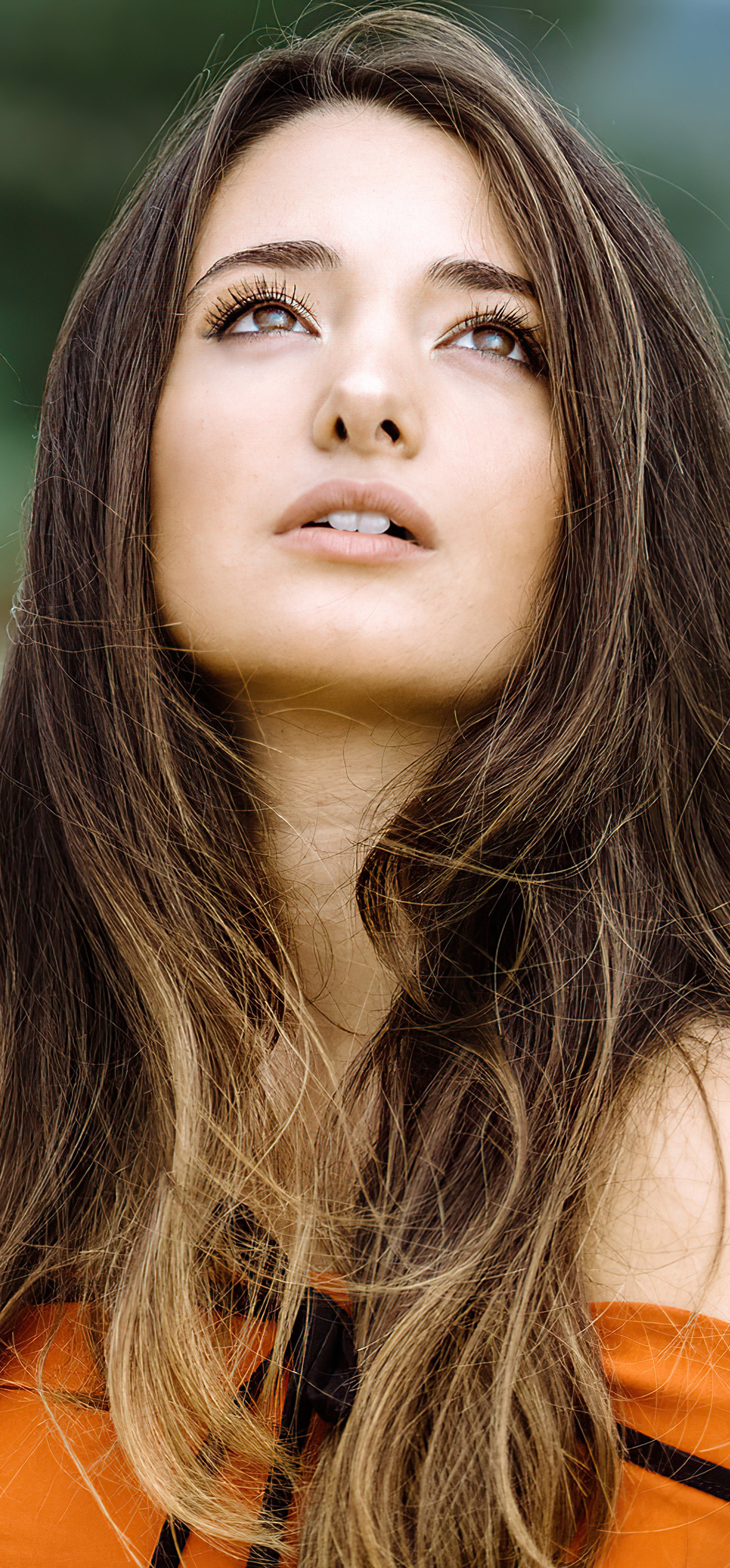 1242x2668 Andrea Model Looking Up 4k Iphone XS MAX ,HD 4k Wallpapers ...