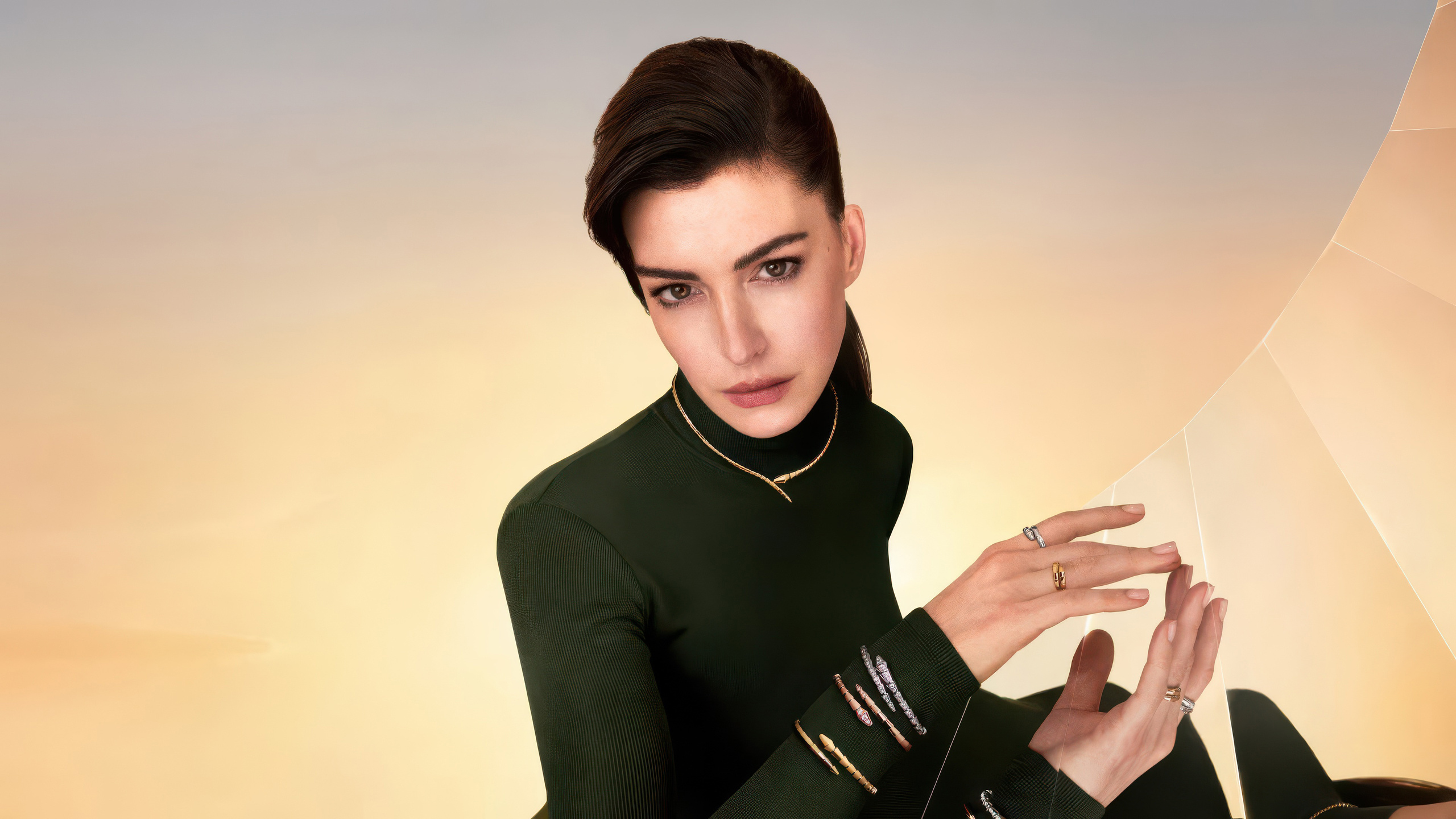 2560x1440 Anne Hathaway Bvlgari Serpenti 2026 1440P Resolution ,HD 4k ...