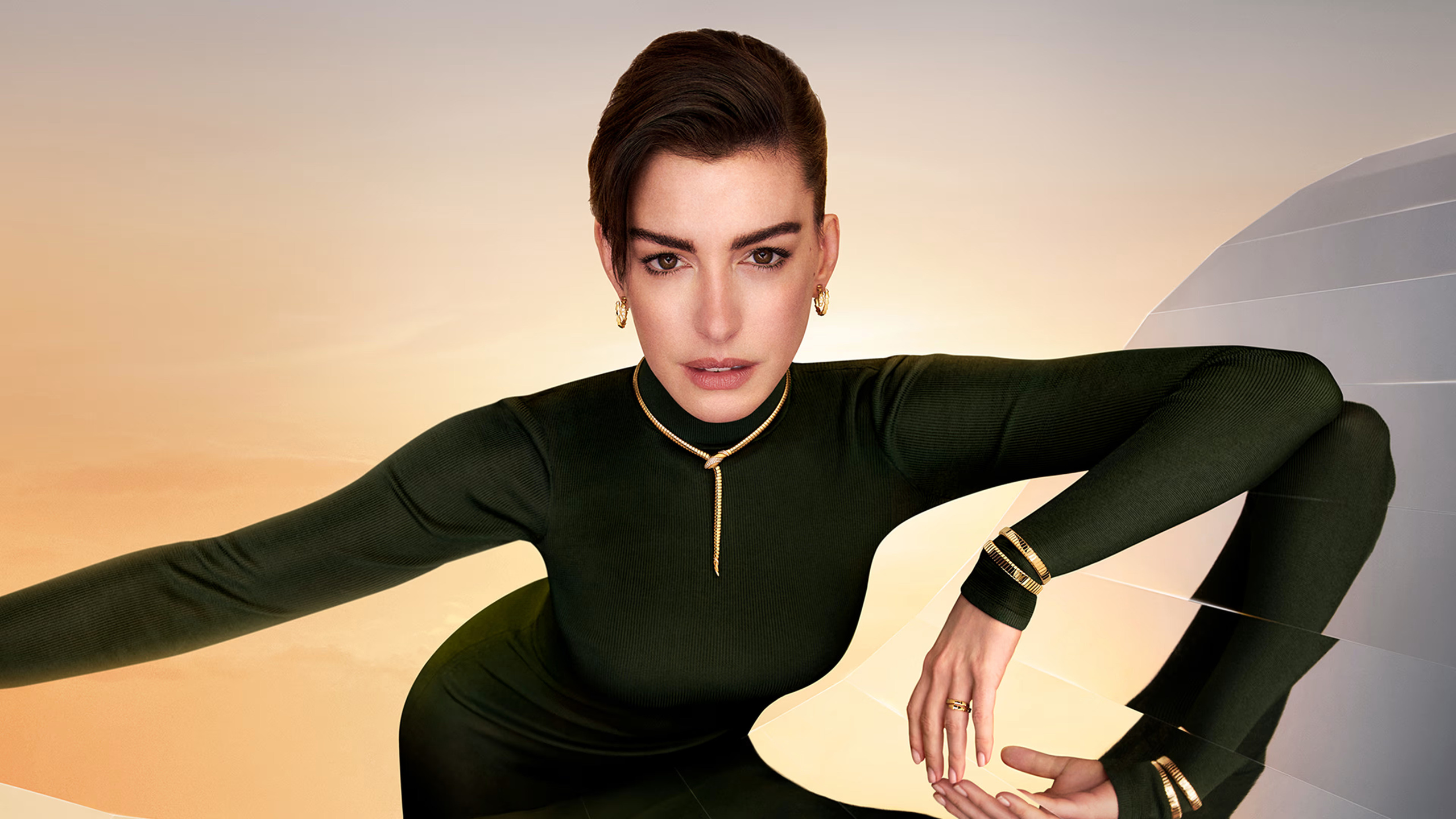 2560x1440 Anne Hathaway X Bvlgari Serpenti 2026 1440P Resolution ,HD 4k ...