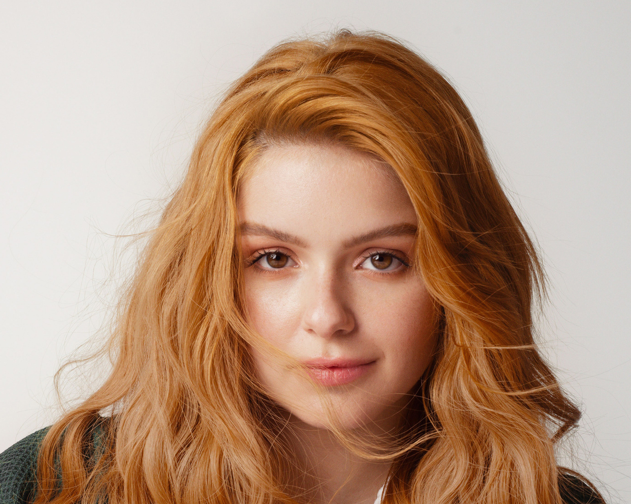 1280x1024 Ariel Winter Ashley Photoshoot For Teen Vogue US 4k Wallpaper ...