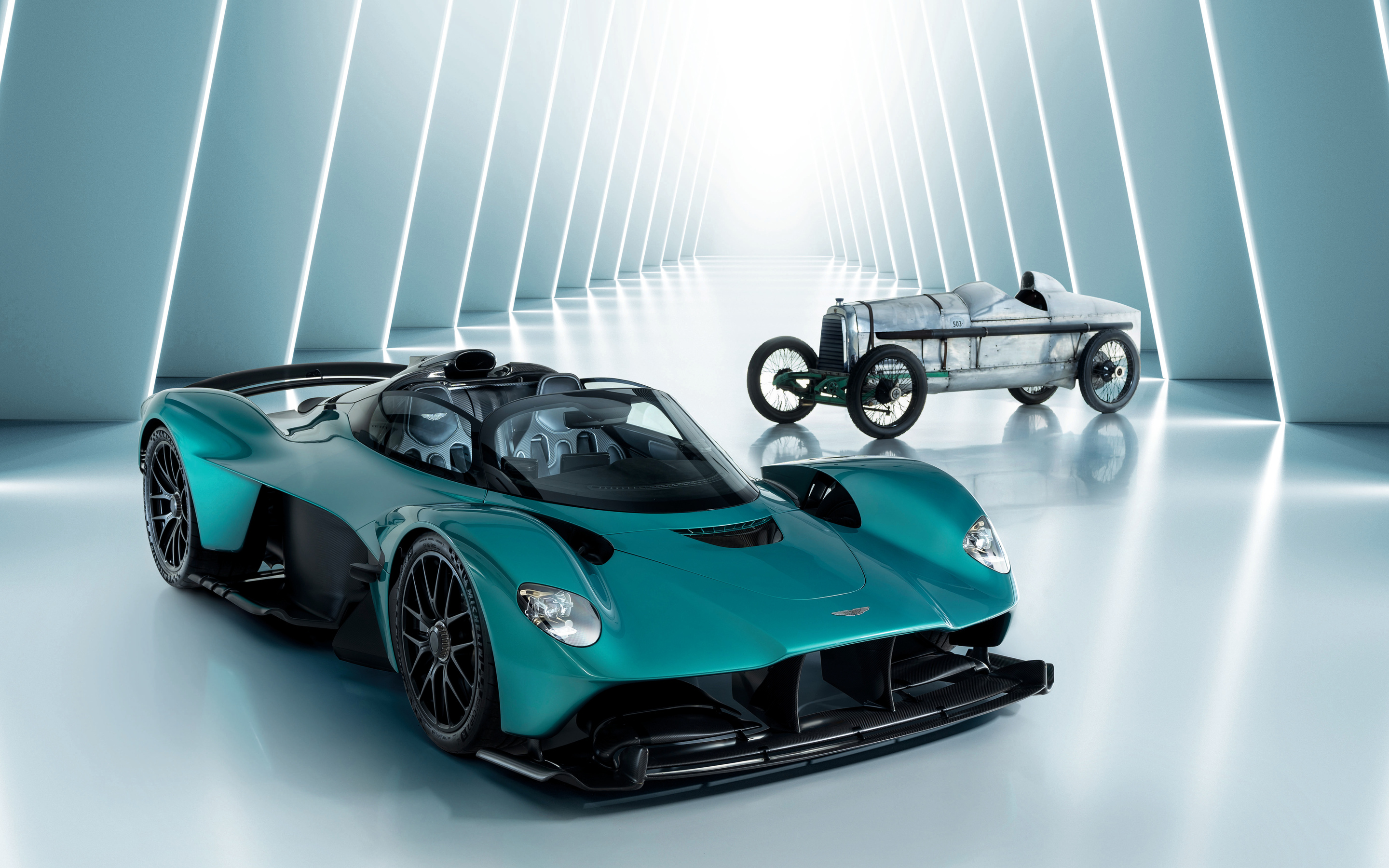 2880x1800 Aston Martin Valkyrie Spider Prototype And Aston Martin Razor ...