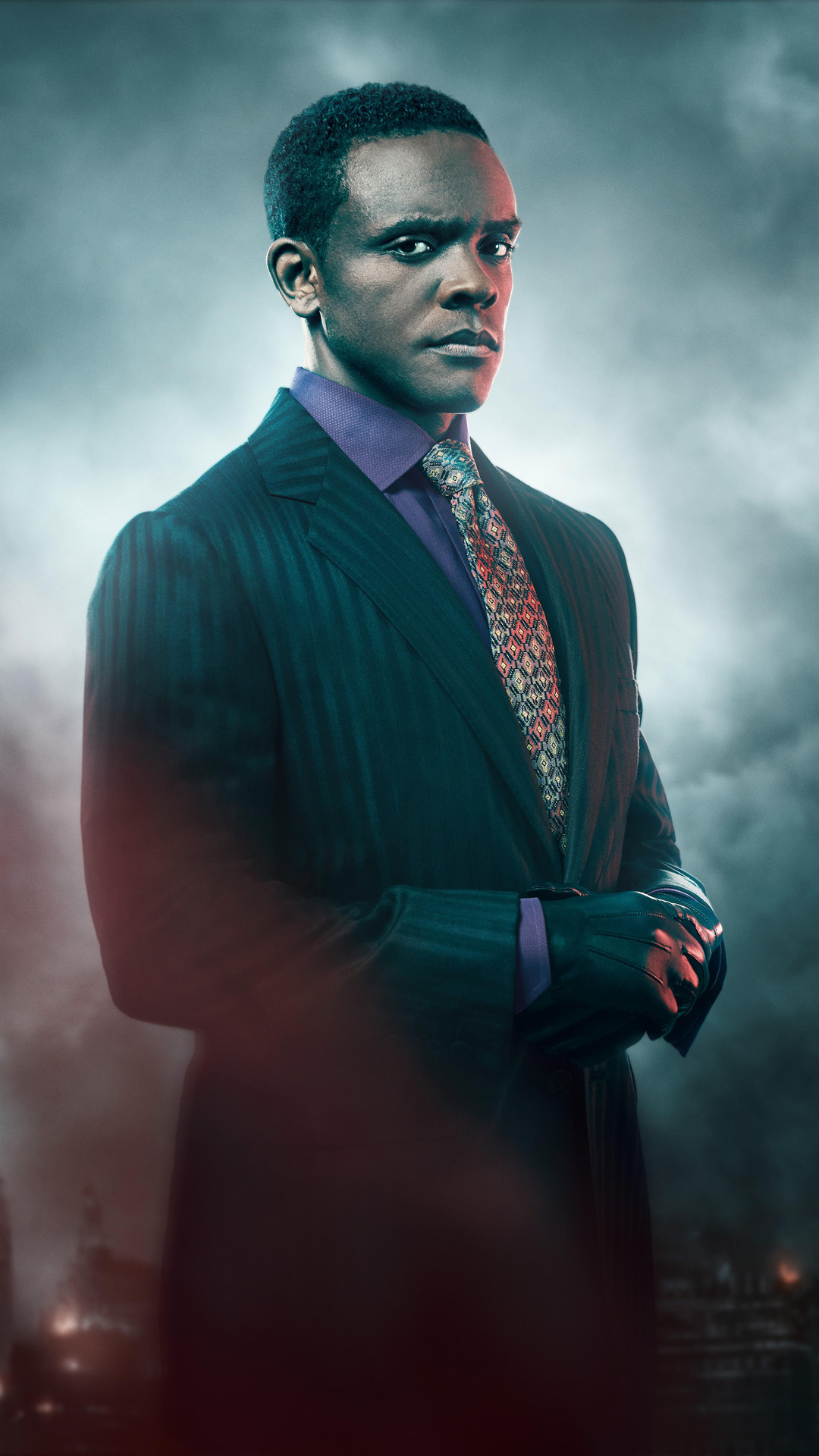 1080x1920 Chris Chalk As Lucius Fox In Gotham Season 5 Iphone 7,6s,6 ...