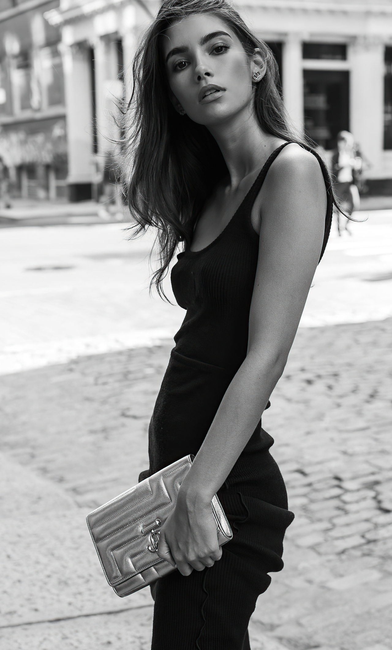 1280x2120 Cindy Mello Jimmy Choo Avenue Bag 4k iPhone 6+ ,HD 4k ...