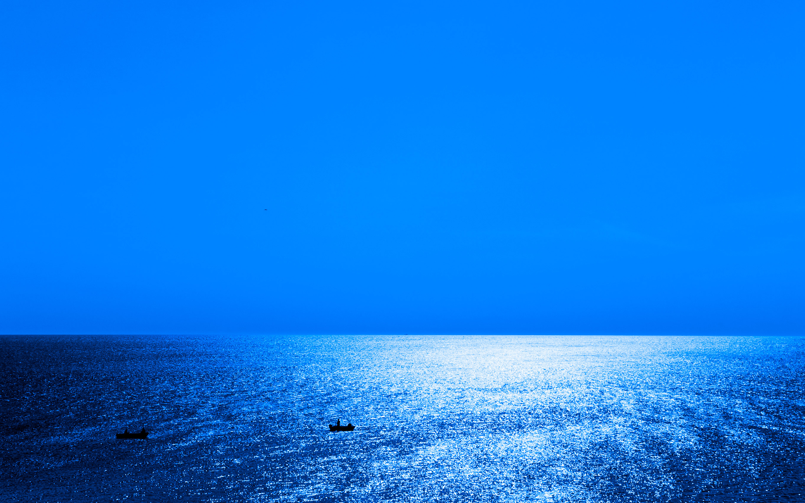 2560x1600 Clea Blue Sea With Boats Wallpaper,2560x1600 Resolution HD 4k ...
