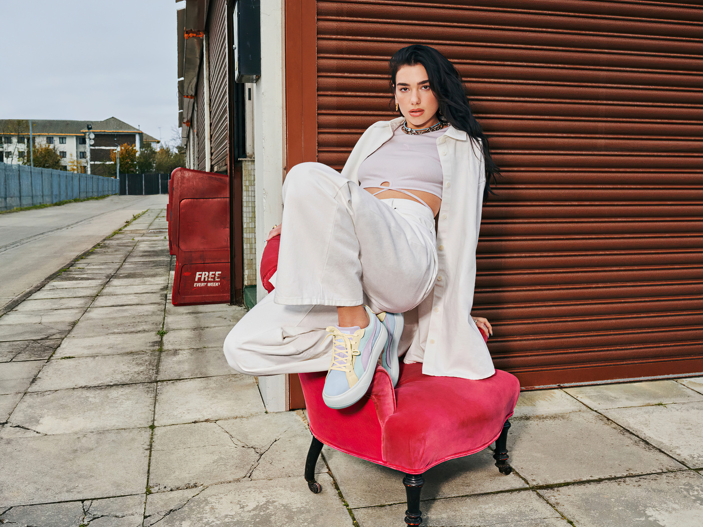 1400x1050 Dua Lipa Puma Mayu Wallpaper,1400x1050 Resolution HD 4k ...