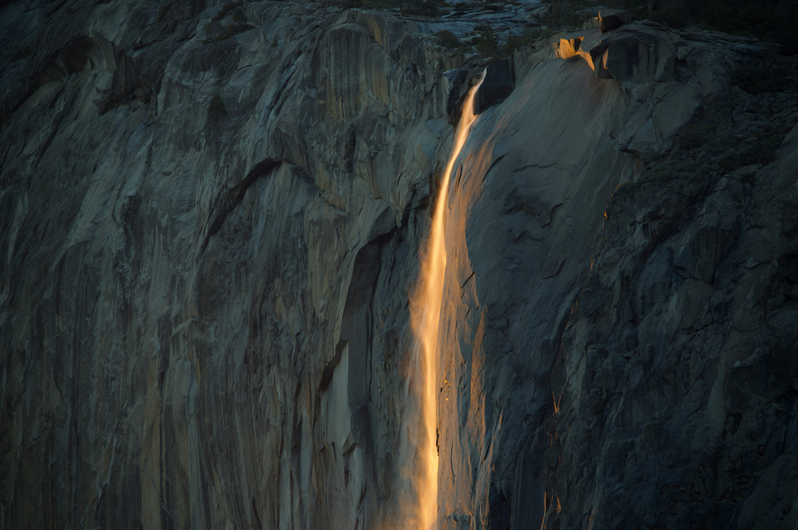 2560x1700 Firefall Yosemite National Park Chromebook Pixel ,HD 4k ...