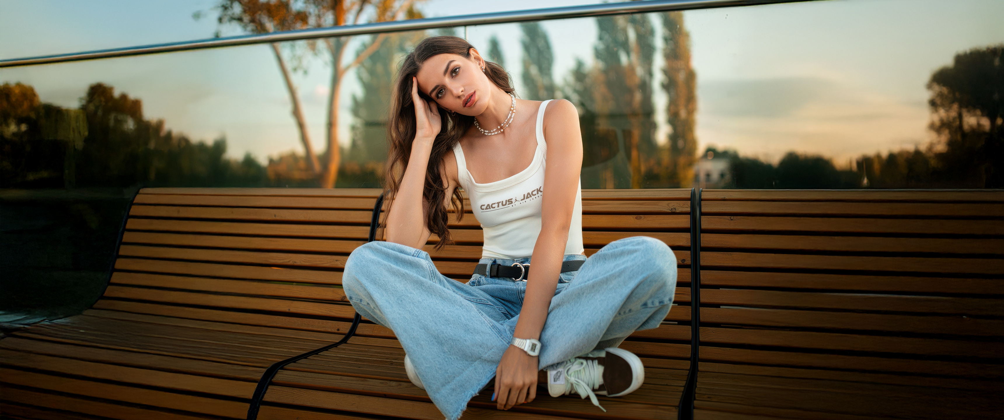 3440x1440 Girl Sitting Bench Wearing Jeans UltraWide Quad HD 1440P ,HD ...