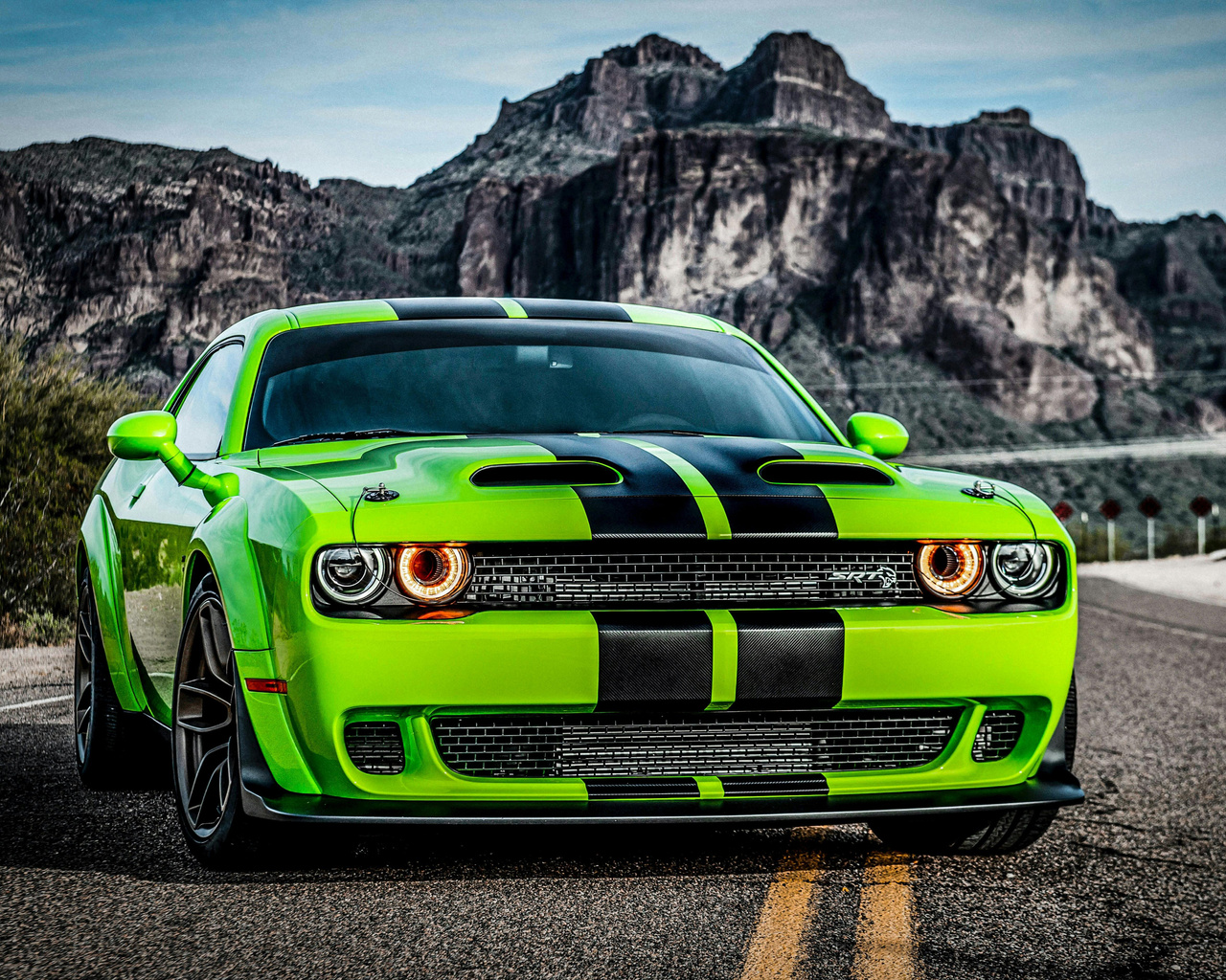1280x1024 Glossy Green Dodge Challenger Wallpaper,1280x1024 Resolution ...