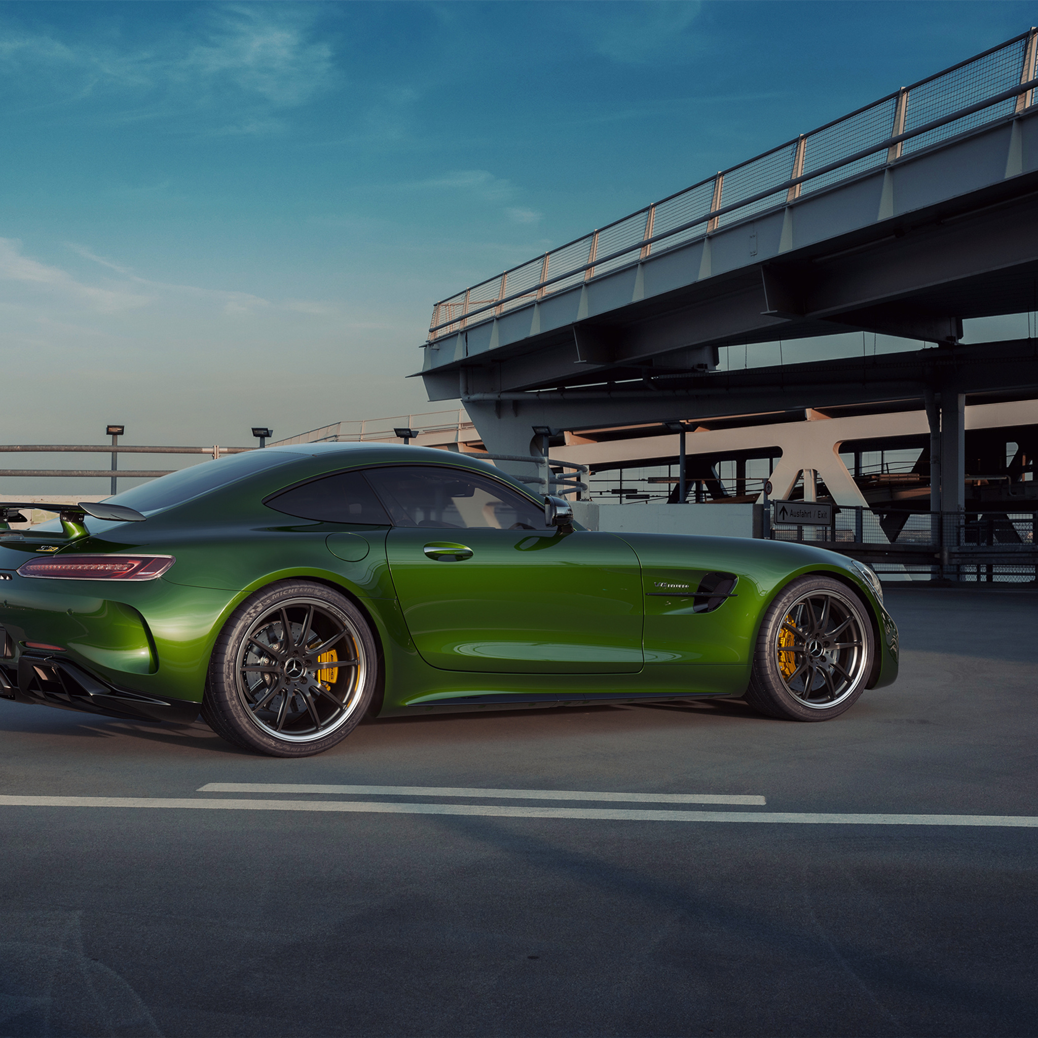 2048x2048 Green Mercedes Benz Amg GT Car Ipad Air ,HD 4k Wallpapers ...