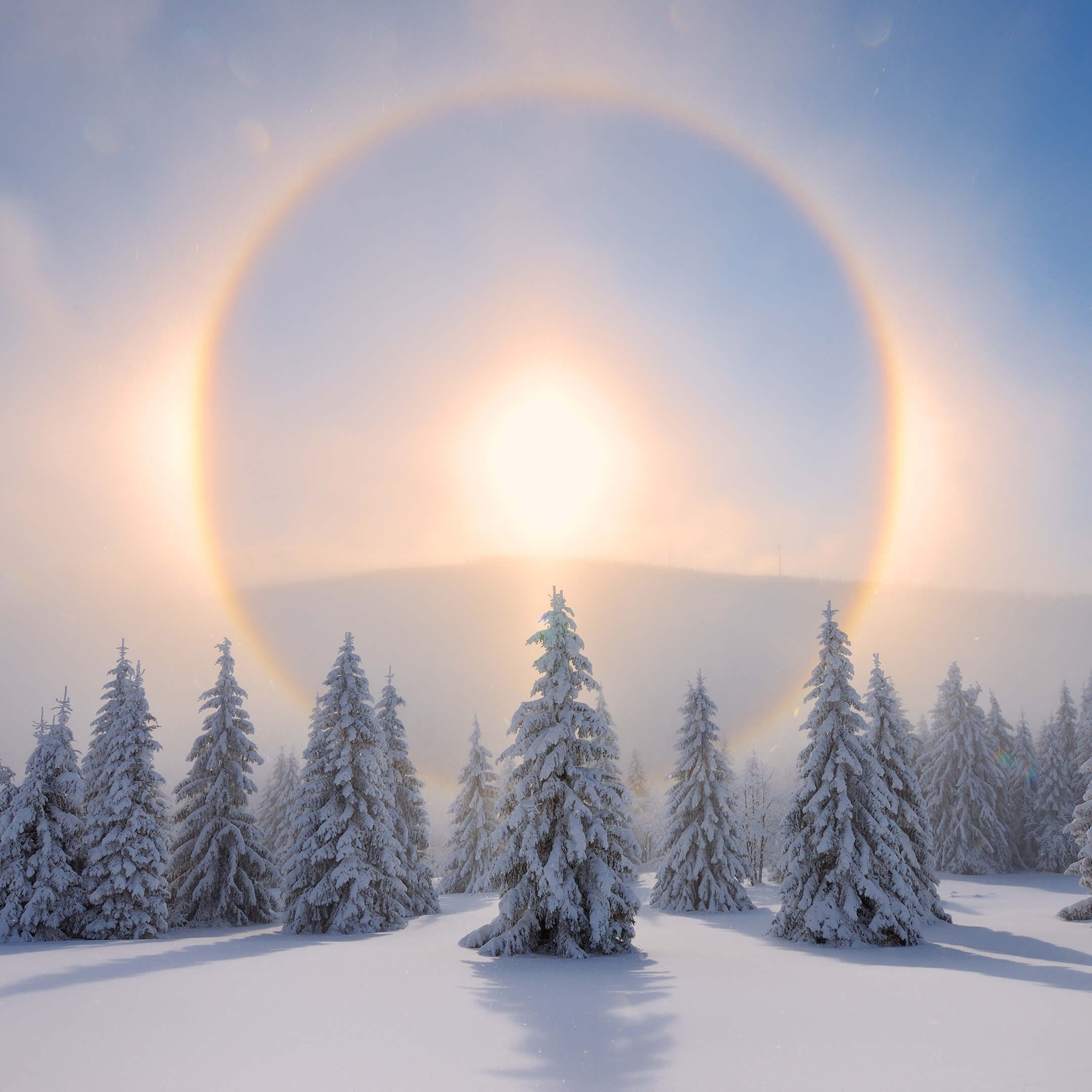 2048x2048 Halo Around The Sun Ore Mountains Saxony Germany Ipad Air ,HD ...