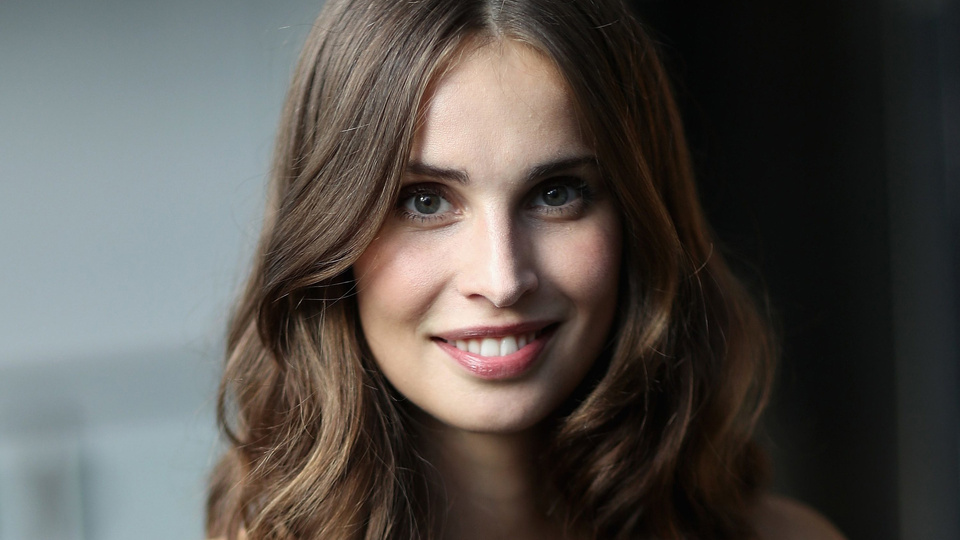 960x540 Heida Reed 960x540 Resolution HD 4k Wallpapers, Images ...