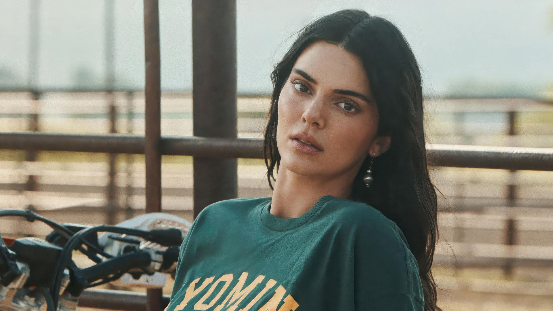 1920x1080 Kendall Jenner Ft Vogue Magazine 2025 Laptop Full HD 1080P ...