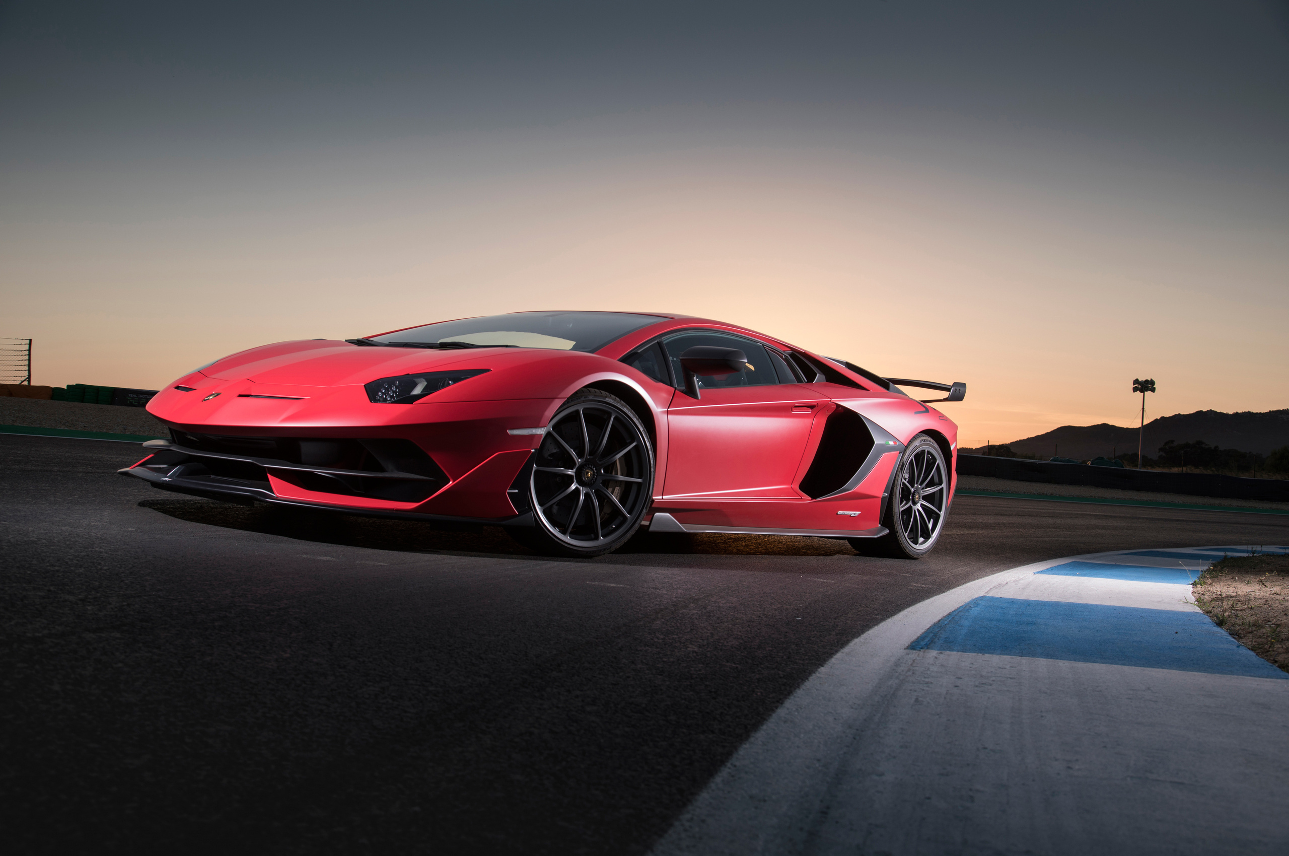 2560x1700 Lamborghini Aventador SVJ 2018 4k Front Chromebook Pixel ,HD ...