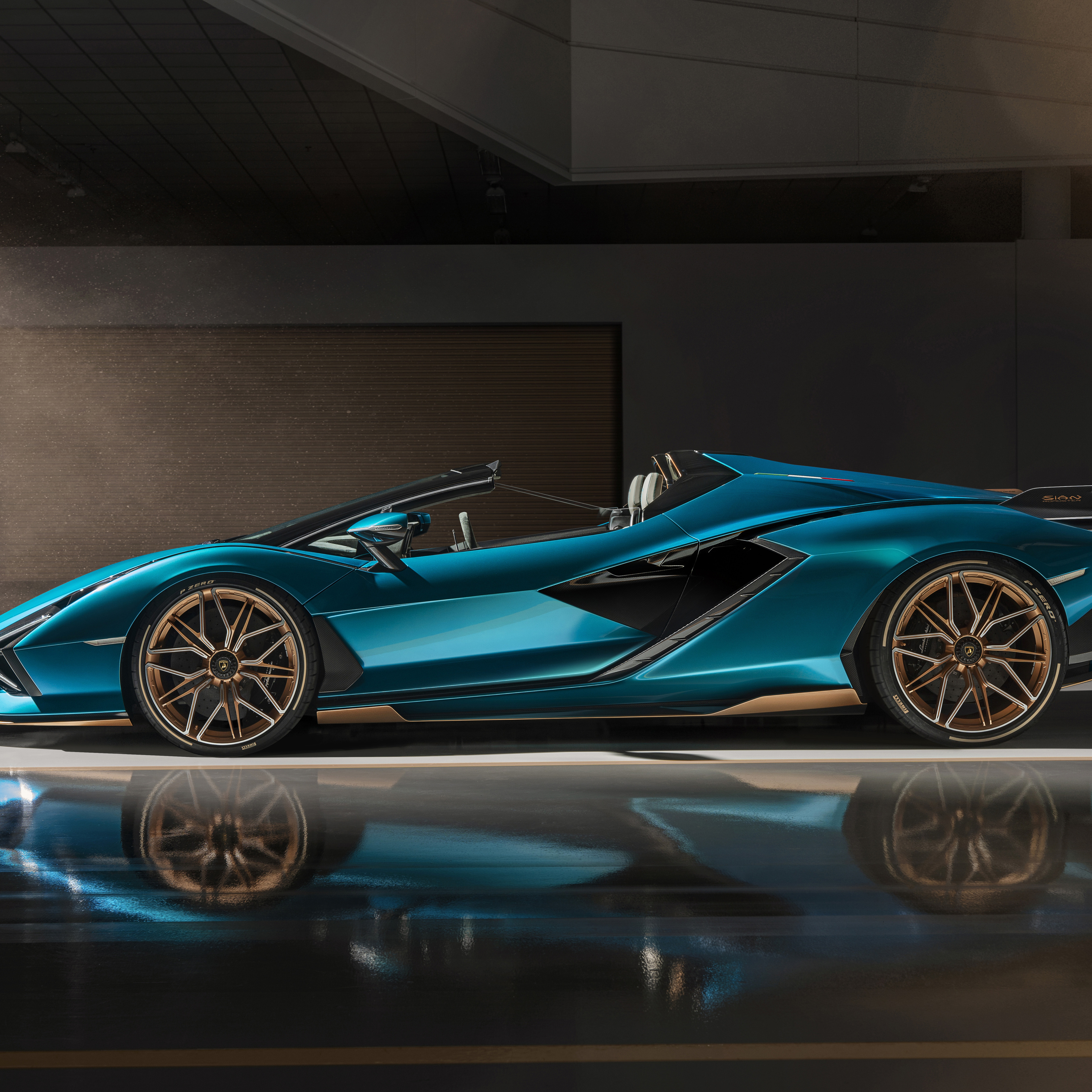 2932x2932 Lamborghini Sian Roadster 2020 Side View 8k Ipad Pro Retina ...