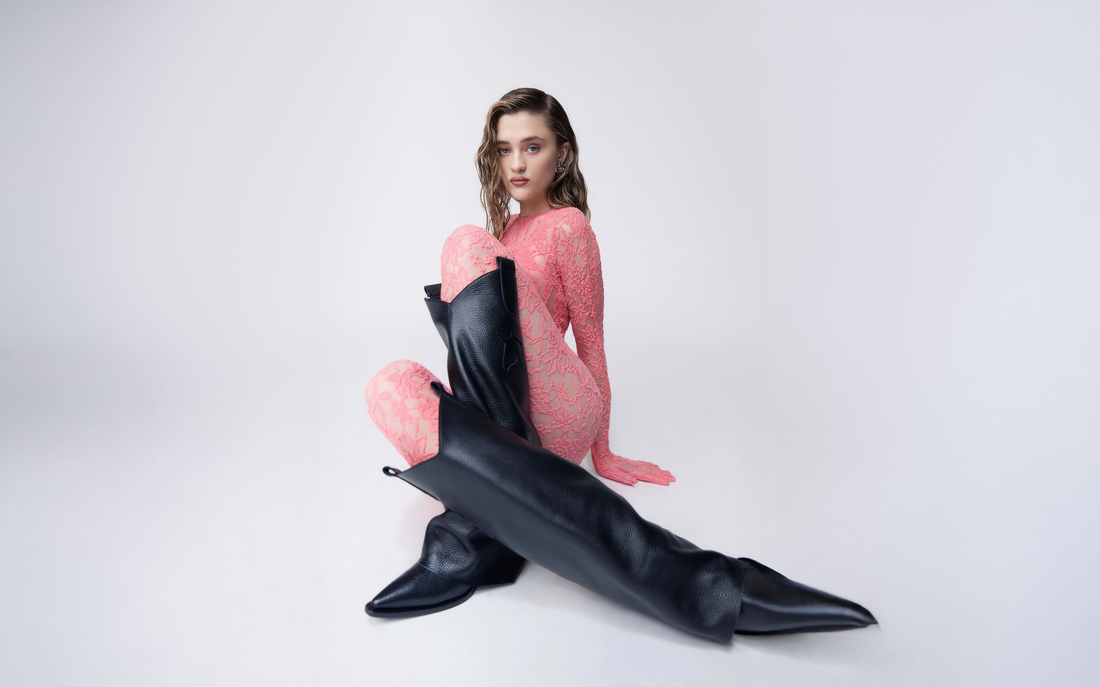 3840x2400 Lizzy Greene X Schon Magazine 4K ,HD 4k Wallpapers,Images ...