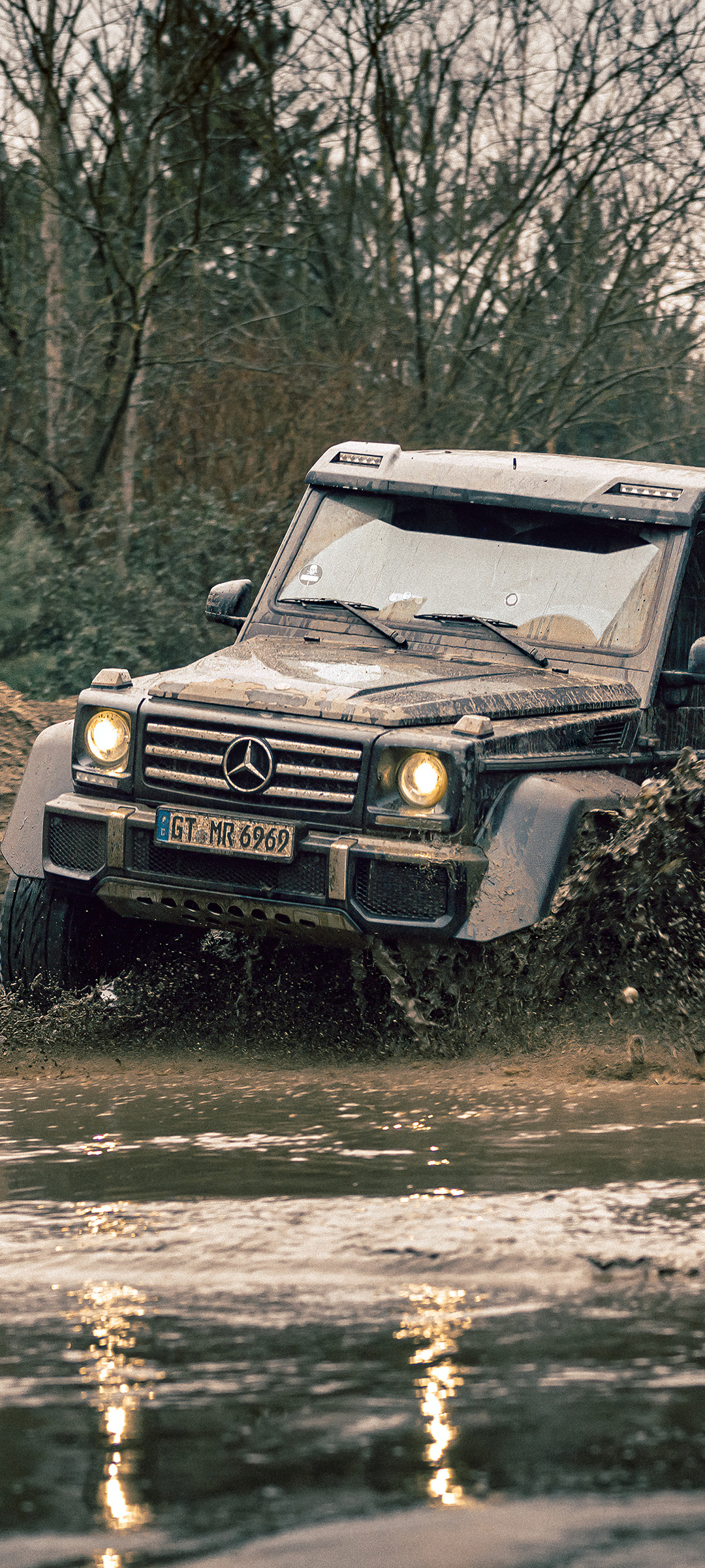 1080x2400 Mercedes G500 4x4 Offroading Google Pixel 7 ,HD 4k Wallpapers ...