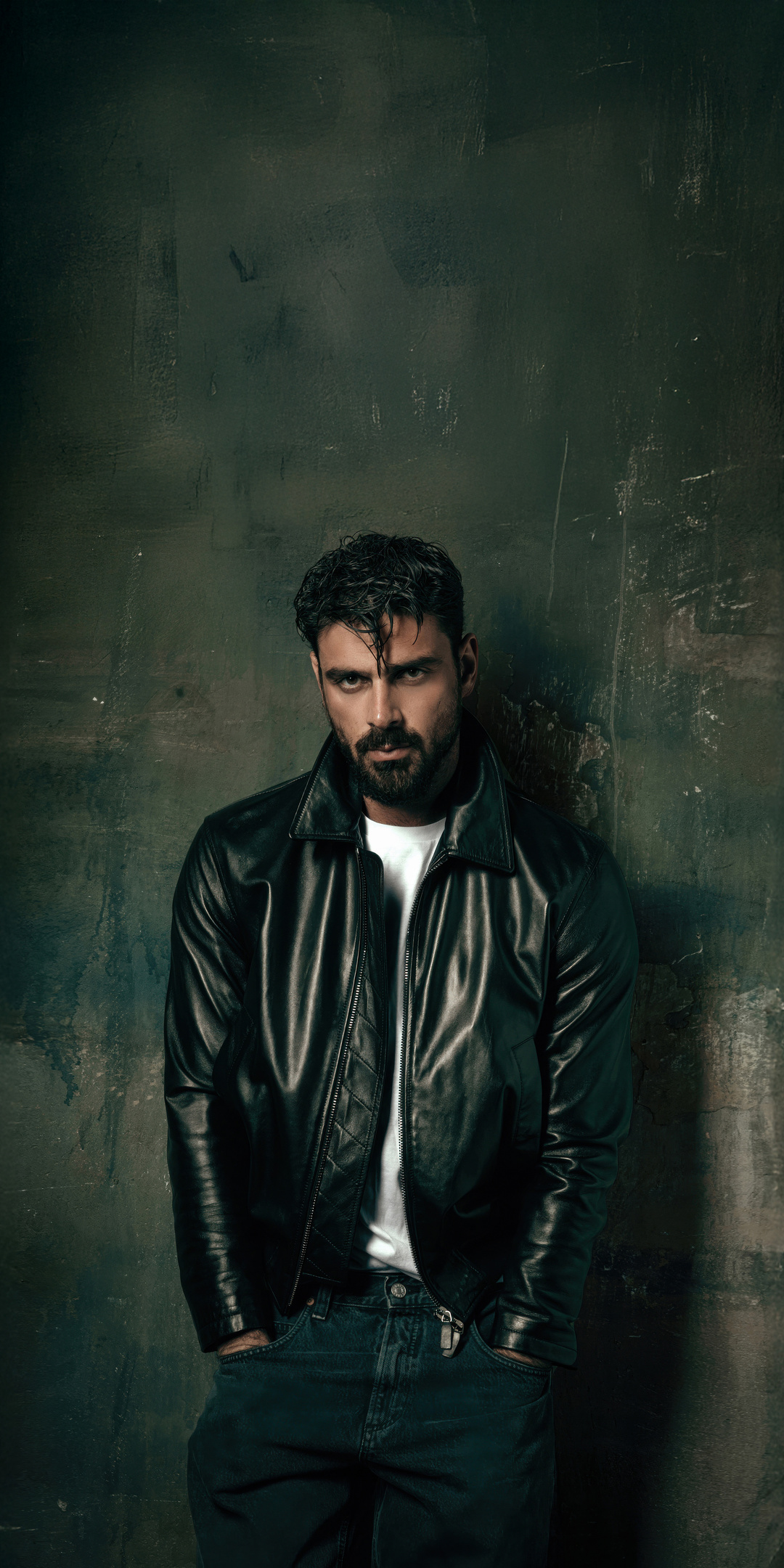 1080x2160 Michele Morrone X L Officiel Fashion Book 2025 One Plus 5T ...