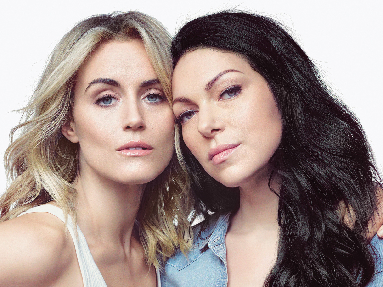 1600x1200 Taylor Schilling And Laura Prepon 2019 Wallpaper,1600x1200 ...