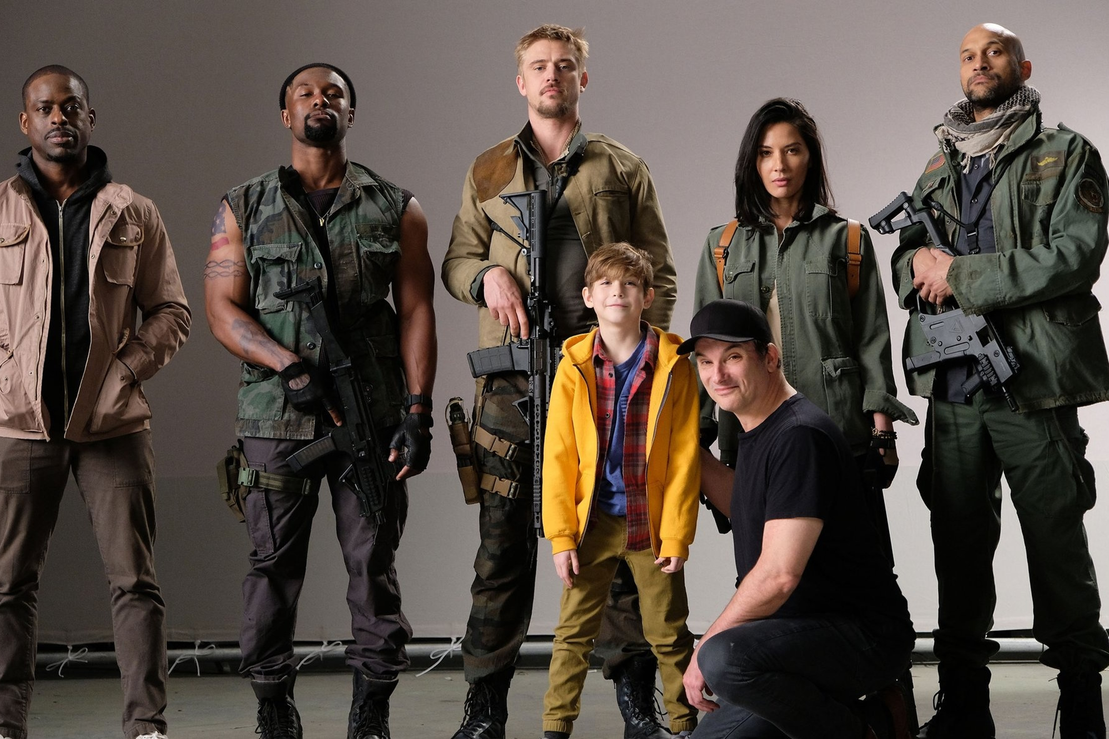 3840x2560 The Predator Movie Cast 2018 3840x2560 Resolution HD 4k ...