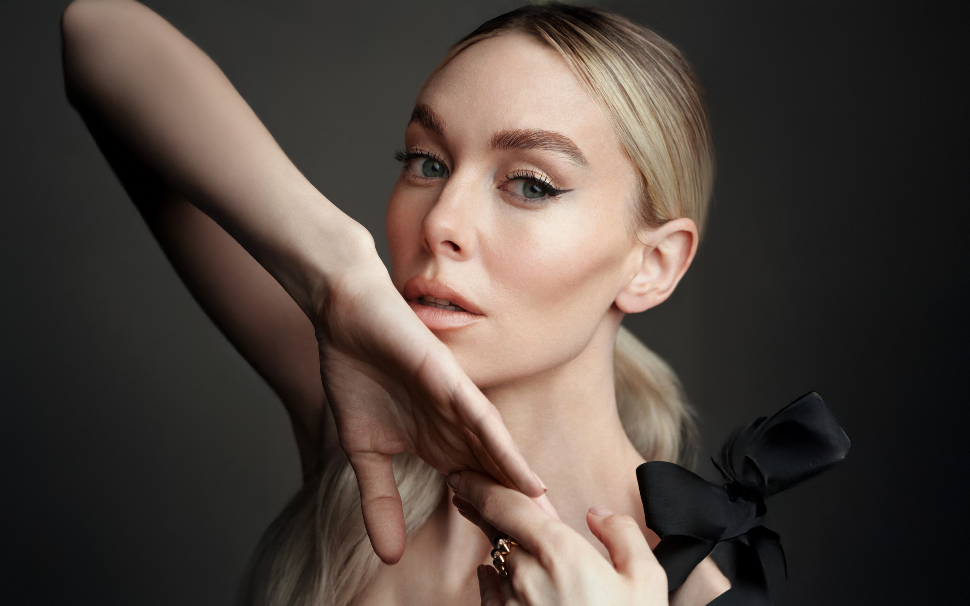 1920x1200 Vanessa Kirby Harpers Bazaar Mexico 2025 5k 1080P Resolution ...