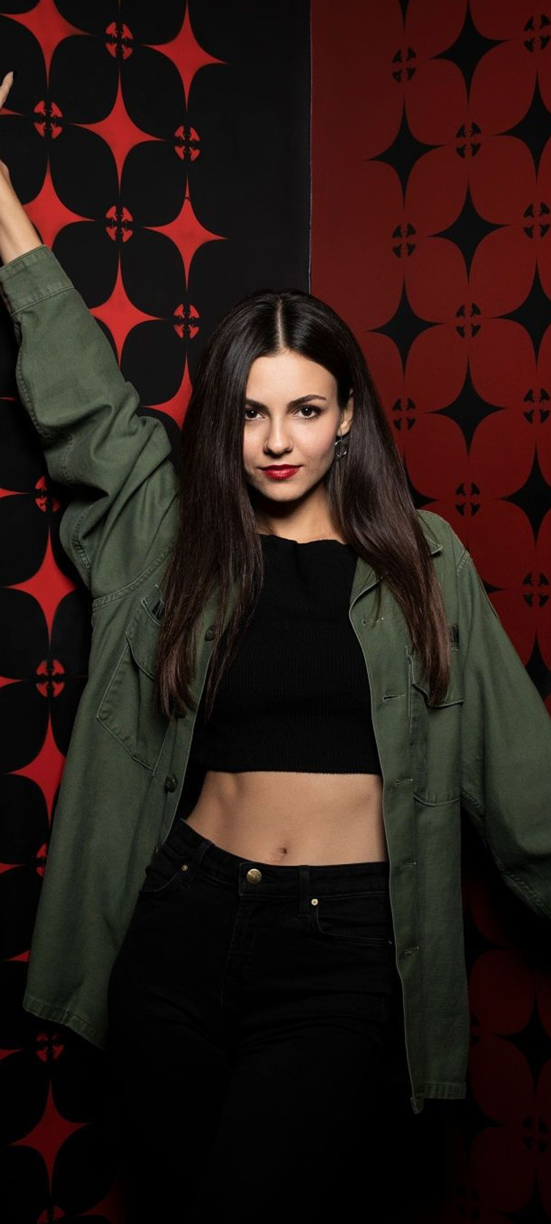 1080x2400 Victoria Justice Ian Spanier Photoshoot 2019 Google Pixel 7 ...