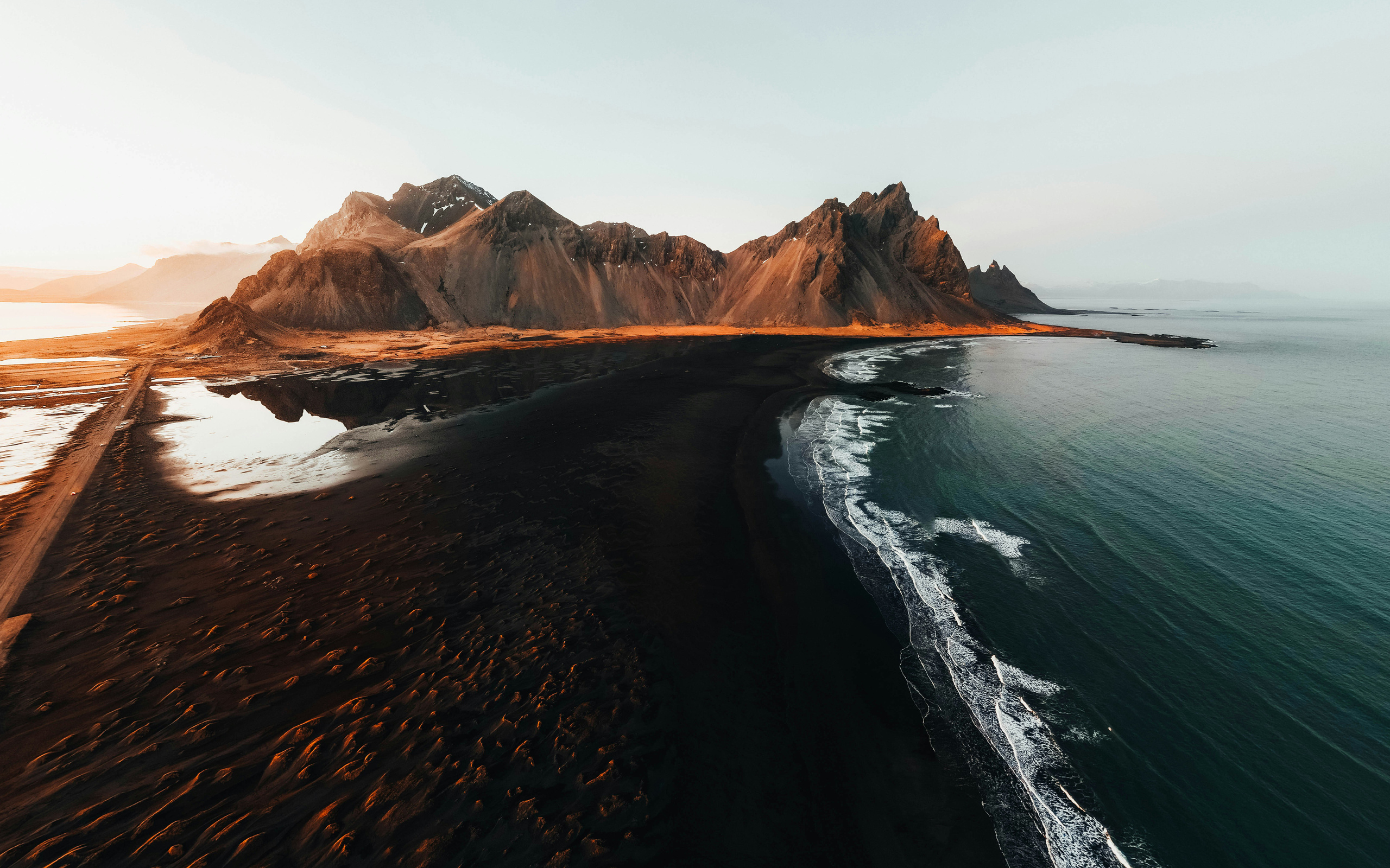 2560x1600 Waves Against The Ember Ridge Wallpaper,2560x1600 Resolution ...