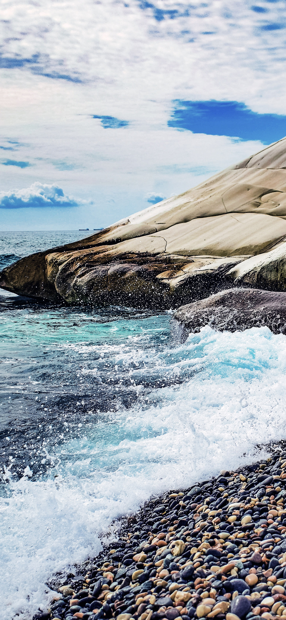 1125x2436 Waves Beach 5k Iphone XS,Iphone 10,Iphone X ,HD 4k Wallpapers ...