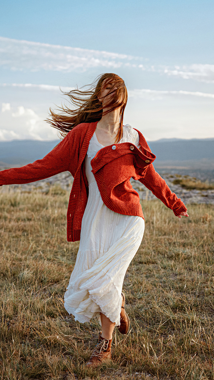 750x1334 Women Outdoor Wind Face Covered Red Head Hairs 4k iPhone 6 ...