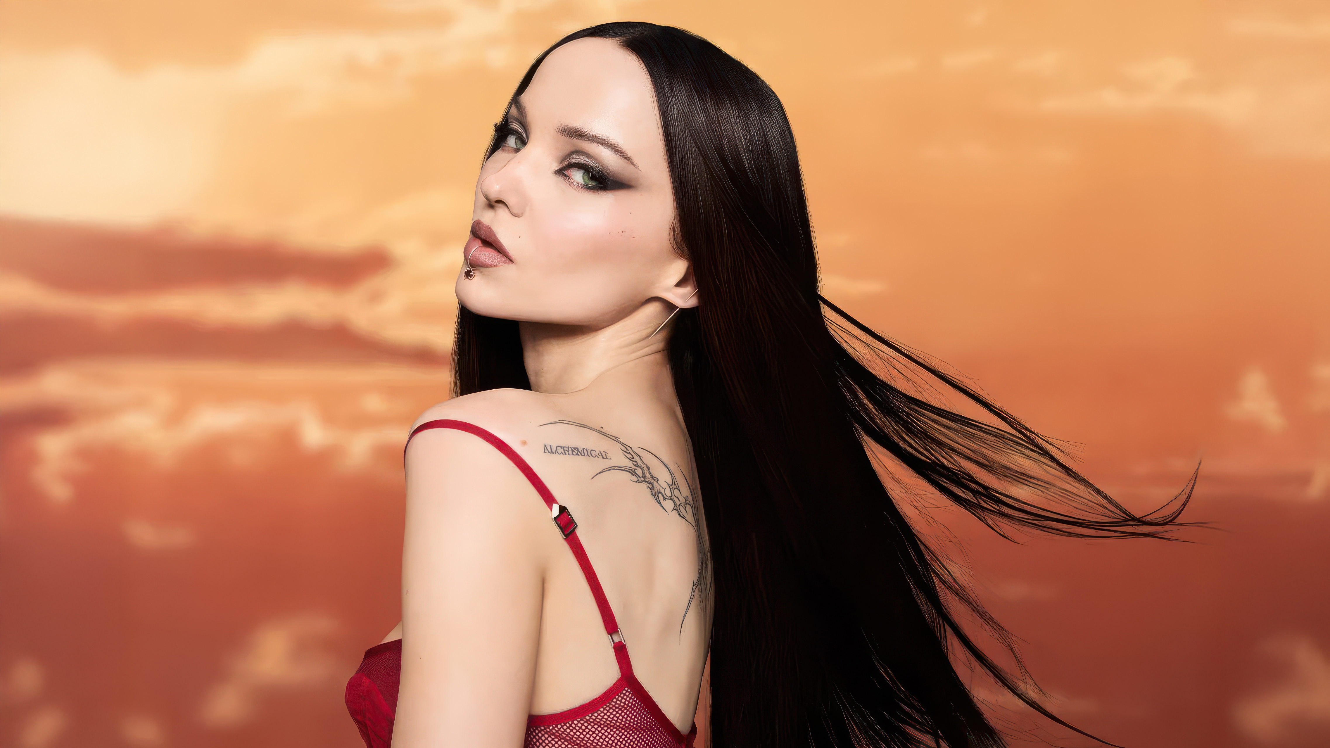 Dove Cameron For Urban Decay Cosmetics 2025 Wallpaper,HD Celebrities Wallpapers,4k Wallpapers ...