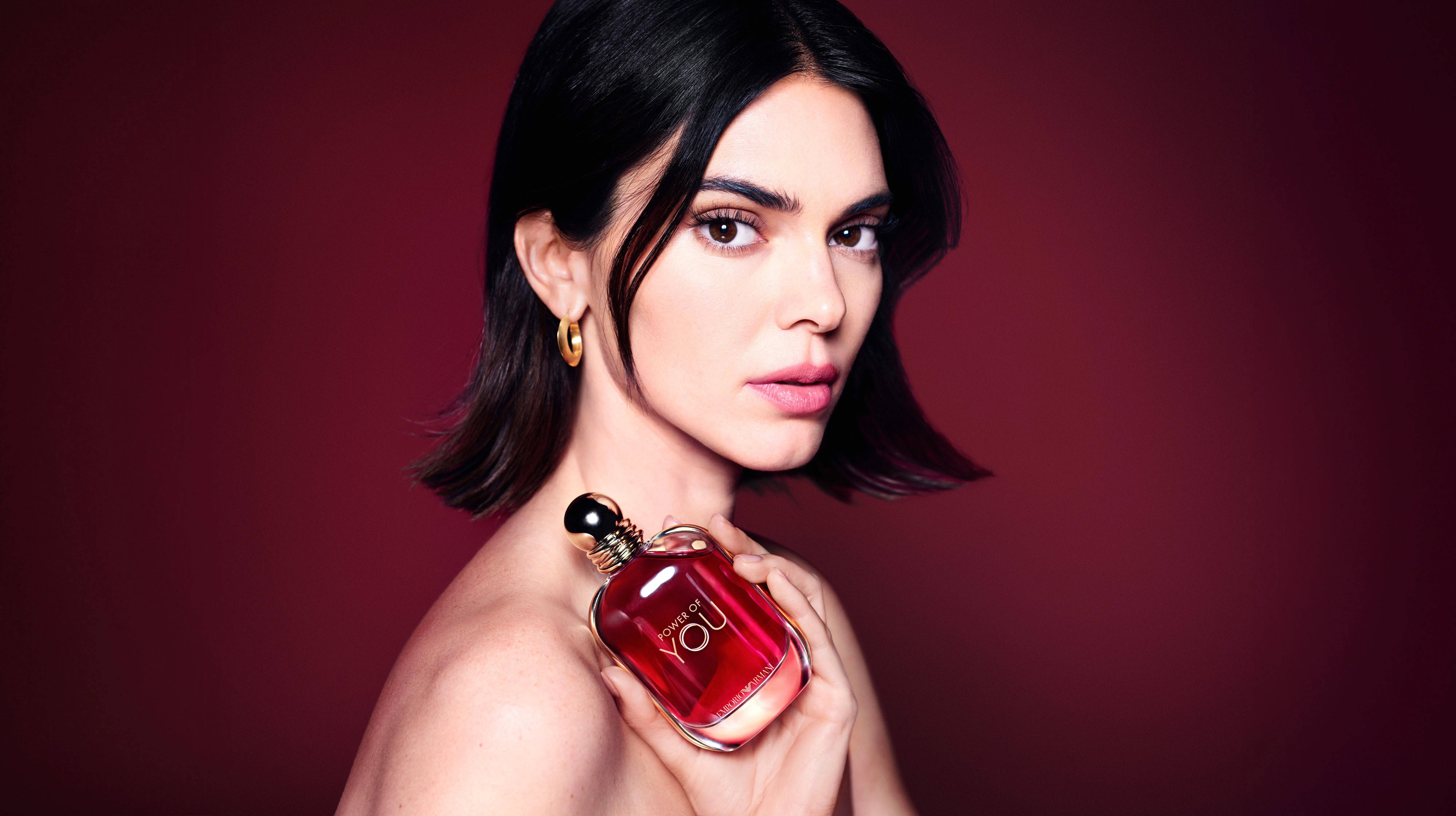 2560x1440 Kendall Jenner Emporio Armani Power Of You Fragrance 2026 ...