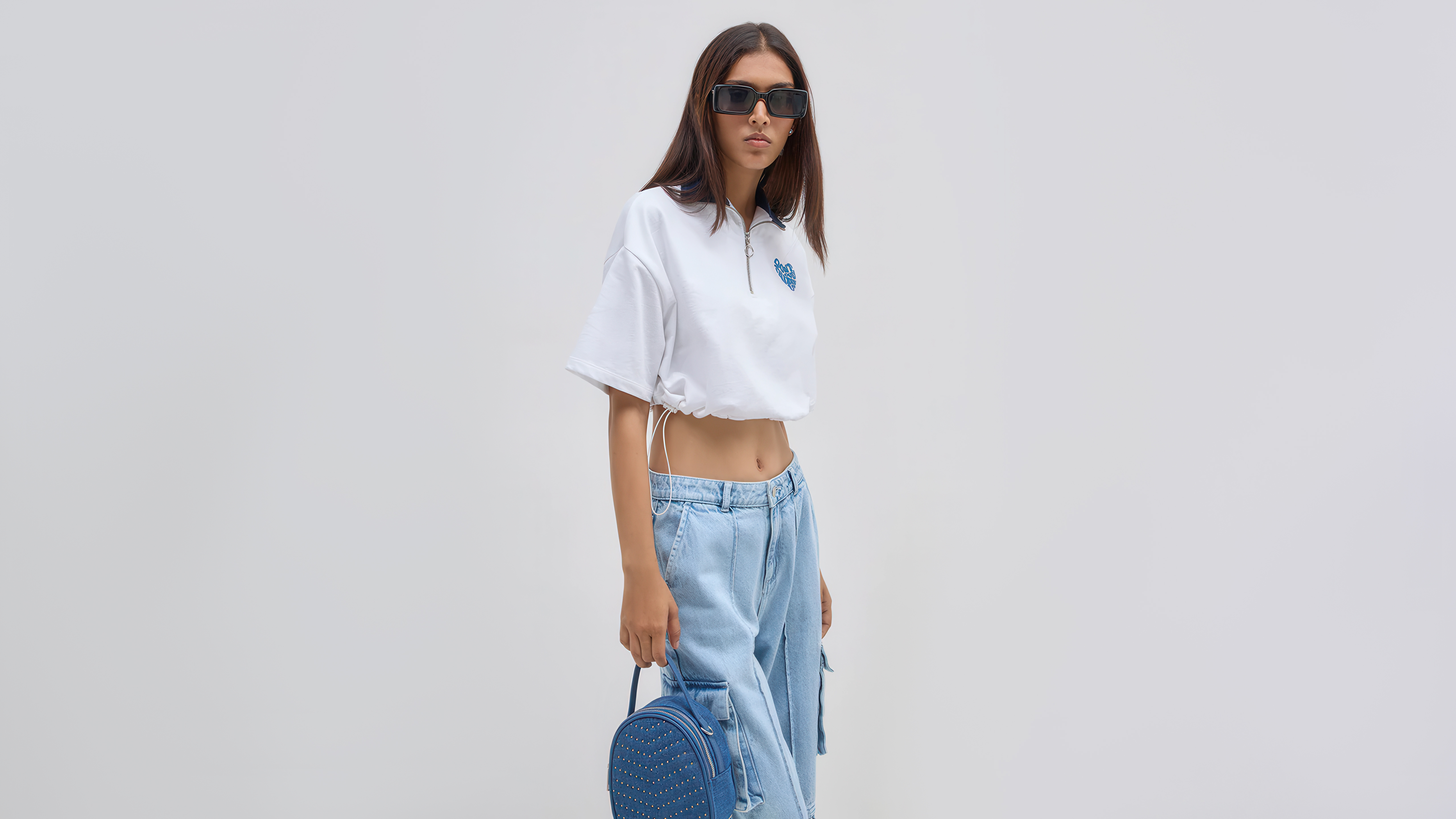 3440x1440 White Top Girl Looking At Viewer UltraWide Quad HD 1440P ,HD ...